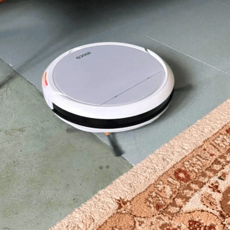 INGCO Cordless Robotic Vacuum Cleaner VCRR30201 - Toolz4Industry